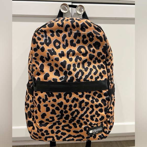 Lesportsac | Bags | Lesportsac Leopard Backpack | Poshmark